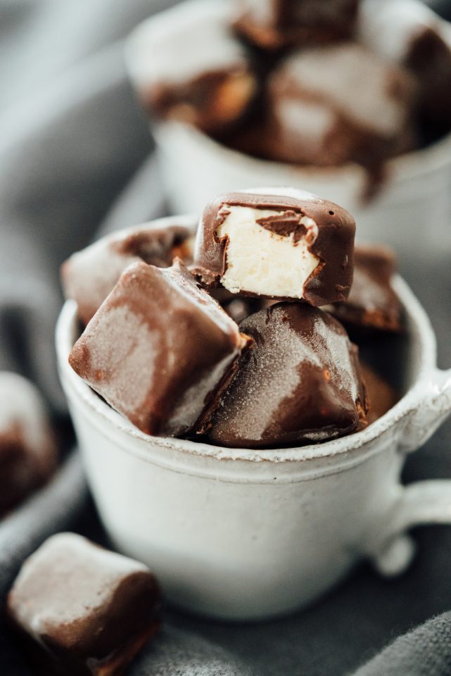 Bombom Gelado de Sorvete com Chocolate aka Eskibon - Danielle Noce