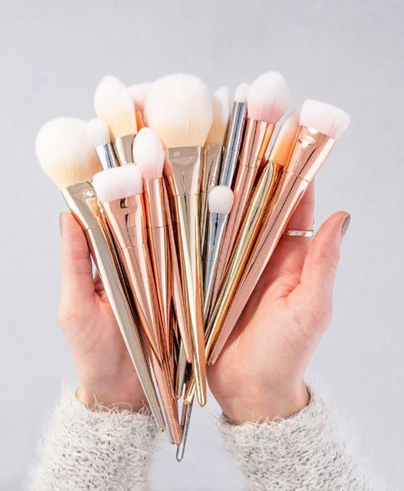 10 Produtos de Maquiagem para Iniciantes